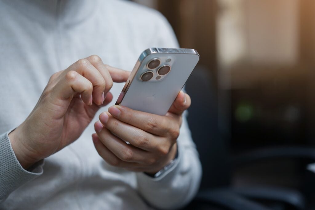 📱 Top 6 Best Second Hand iPhone to Buy in 2025